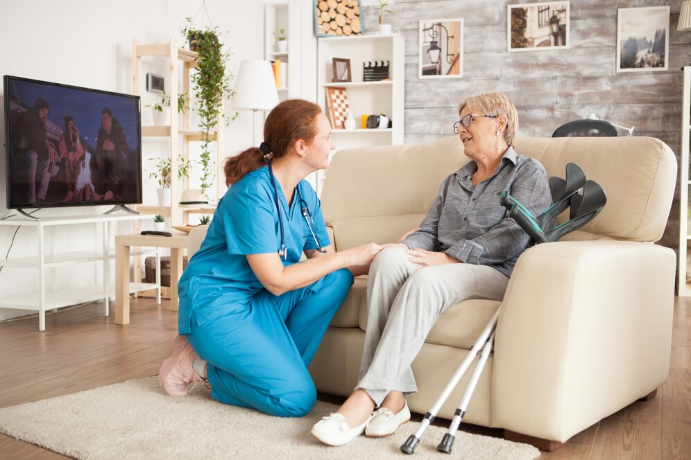DYNAMIC HOME HEALTHCARE LLC – Elevating daily living with personalized, compassionate care